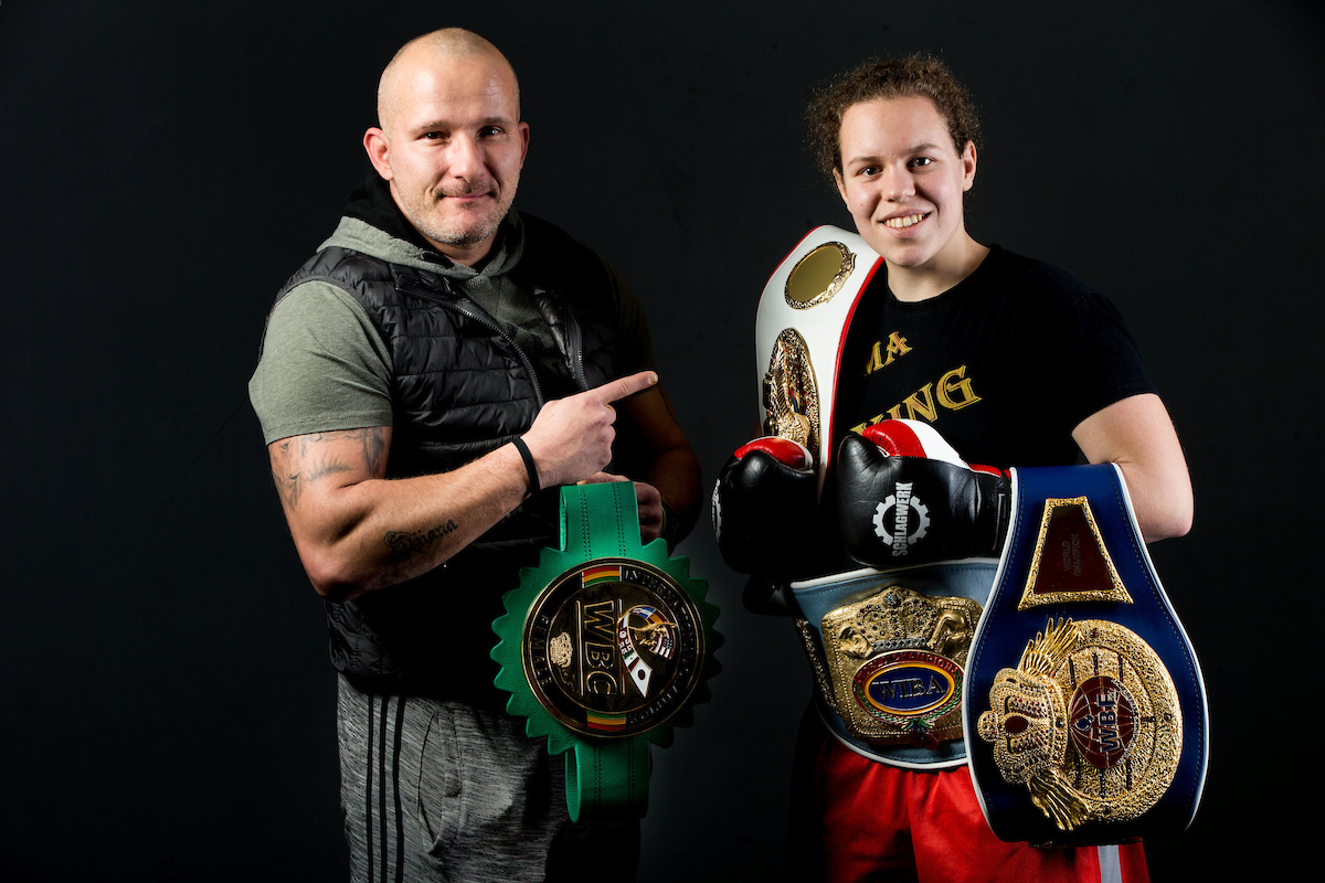 Slovenska boksarska senzacija Ema Kozin. "Tako nevarna, da lahko ogrozi ...