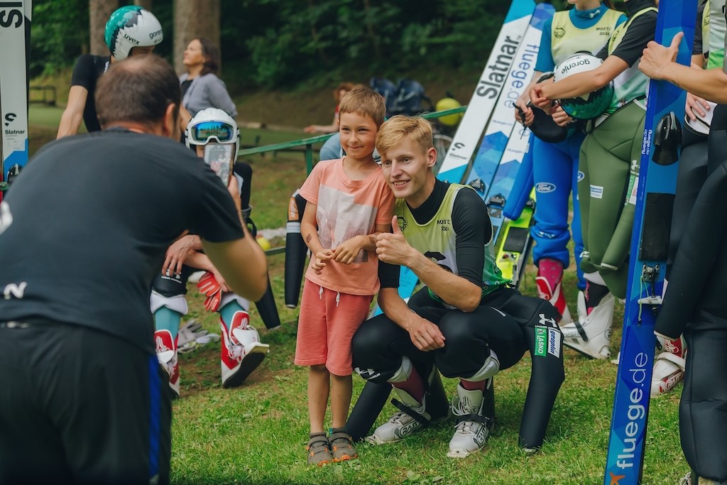 Zbirali so sredstva za mlade upe smučarskih skokov - siol.net