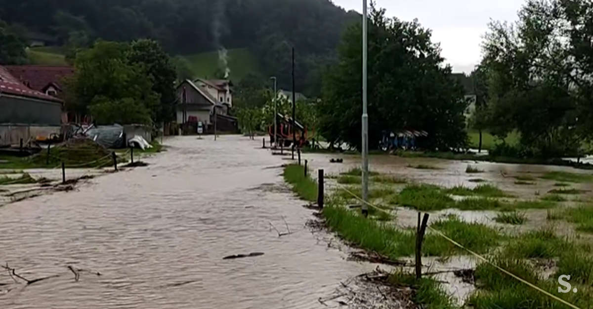 Neurja že povzročajo težave po Sloveniji - siol.net