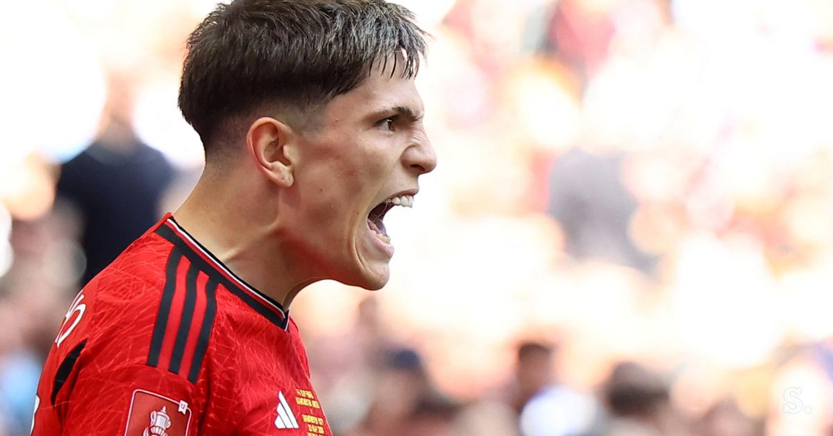 Manchester City na kolenih, najstnika najstarejšo lovoriko priigrala ...