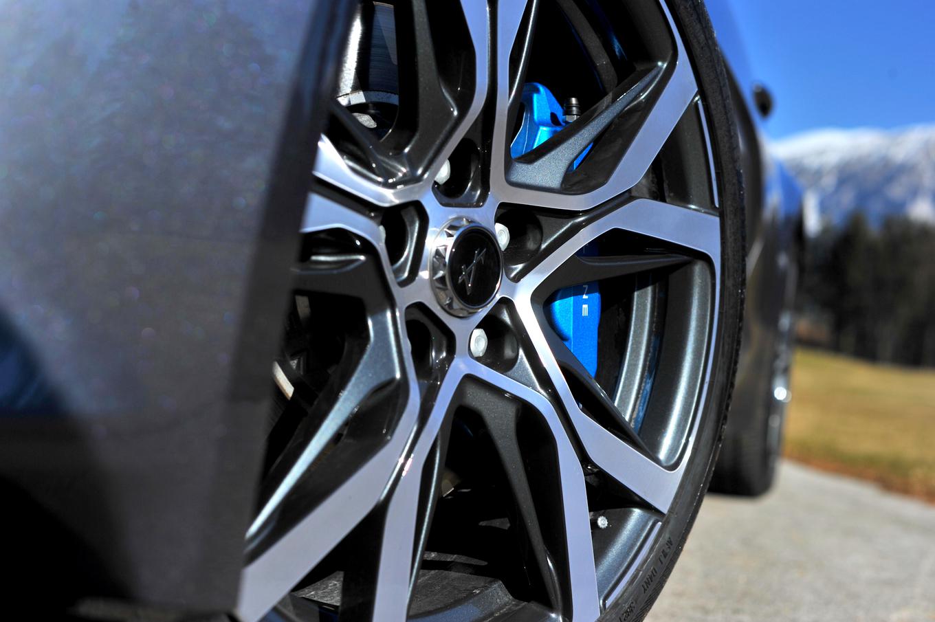 Odlična naložba? Znamka Alpine je popolna novost v Sloveniji. - siol.net