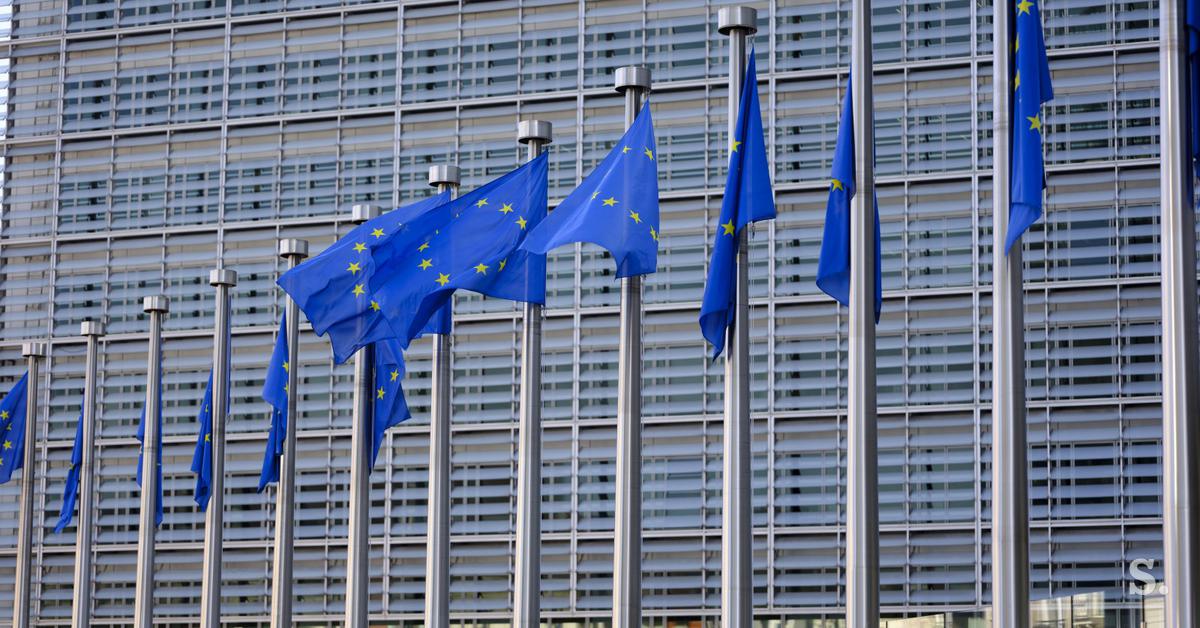 Bruselj danes o morebitnem ukrepanju proti Sloveniji zaradi preseženega ...