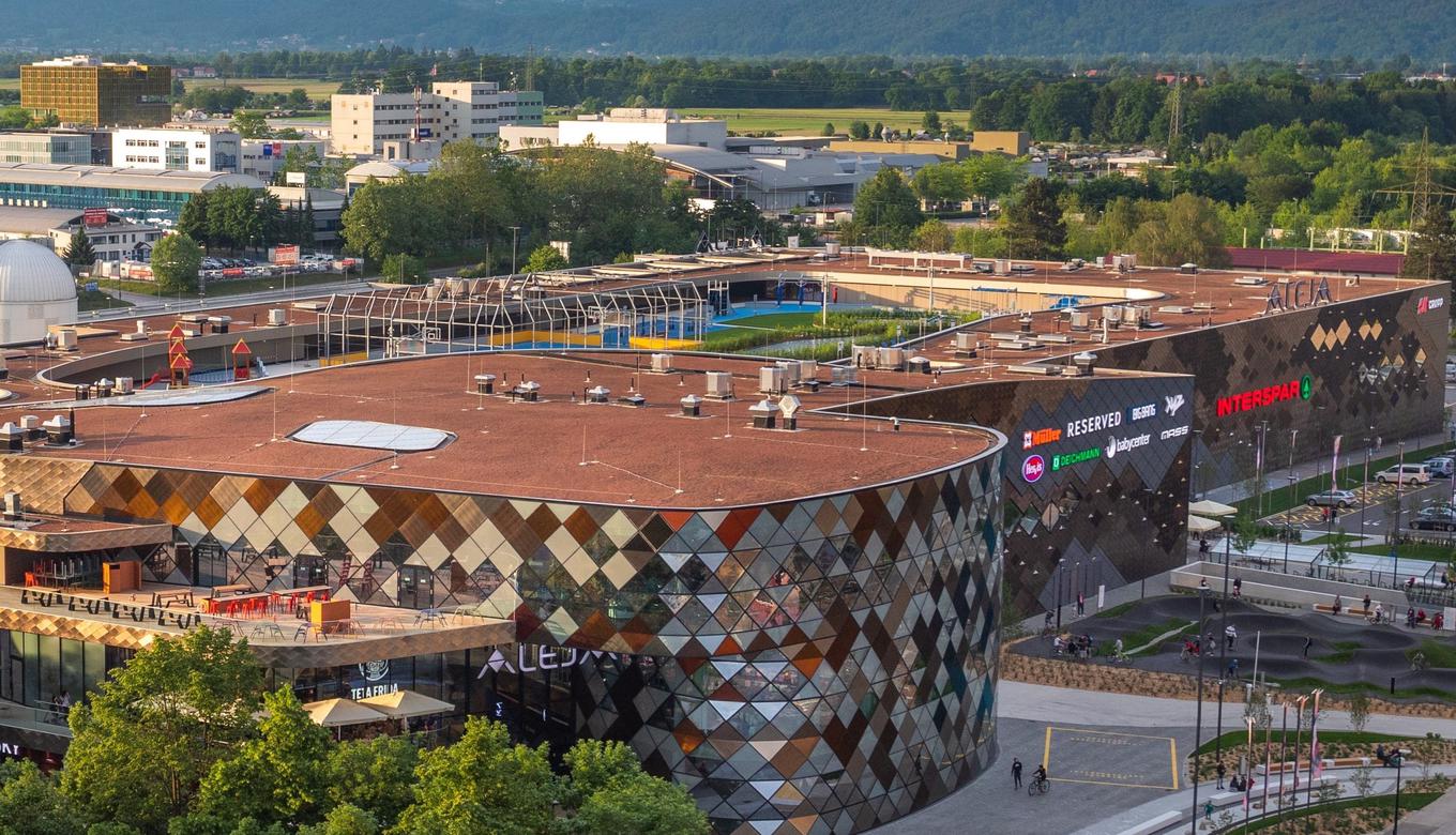 Slovenija bogatejša za najsodobnejše nakupovalno središče - siol.net