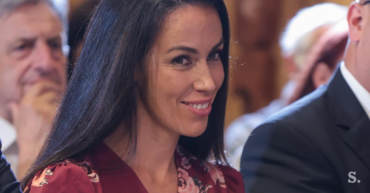 Ali je Tina Gaber izbrisala možev priimek Golob? - siol.net