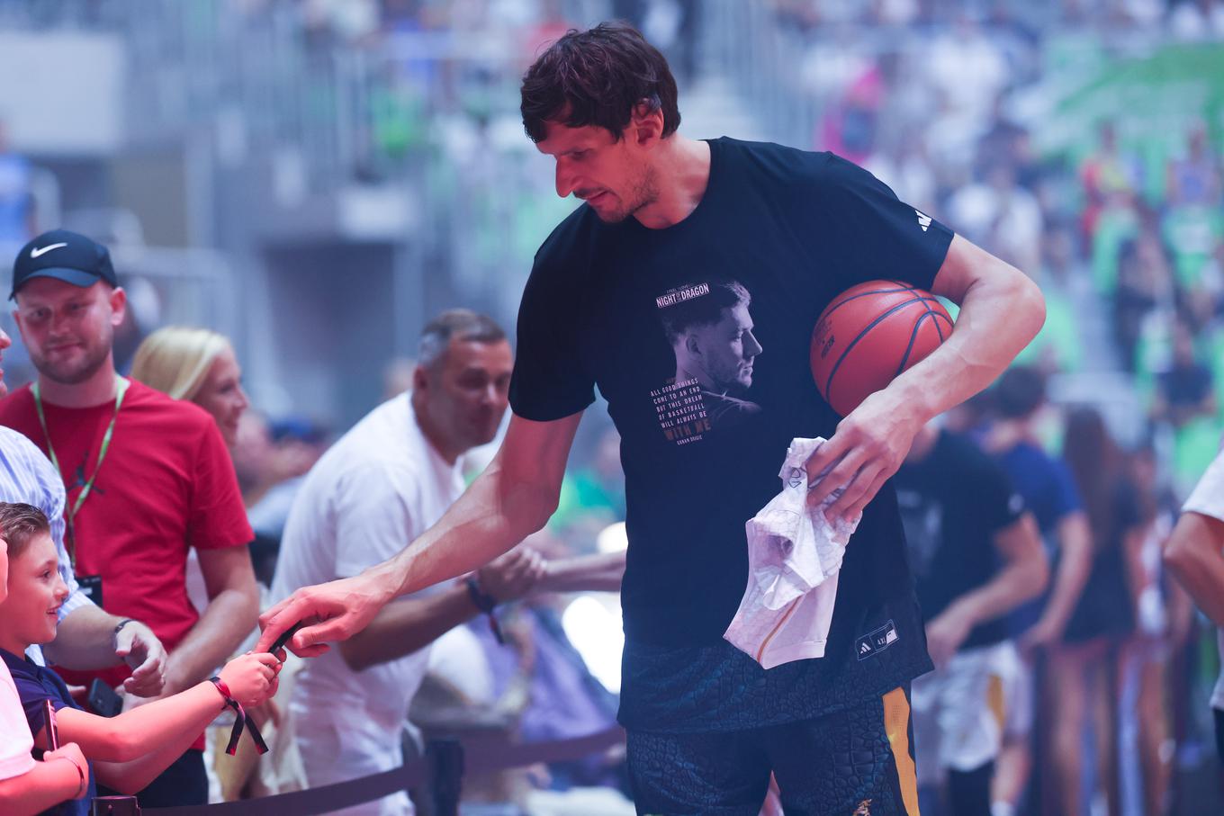 Boban Marjanović se vrača v Evropo - siol.net