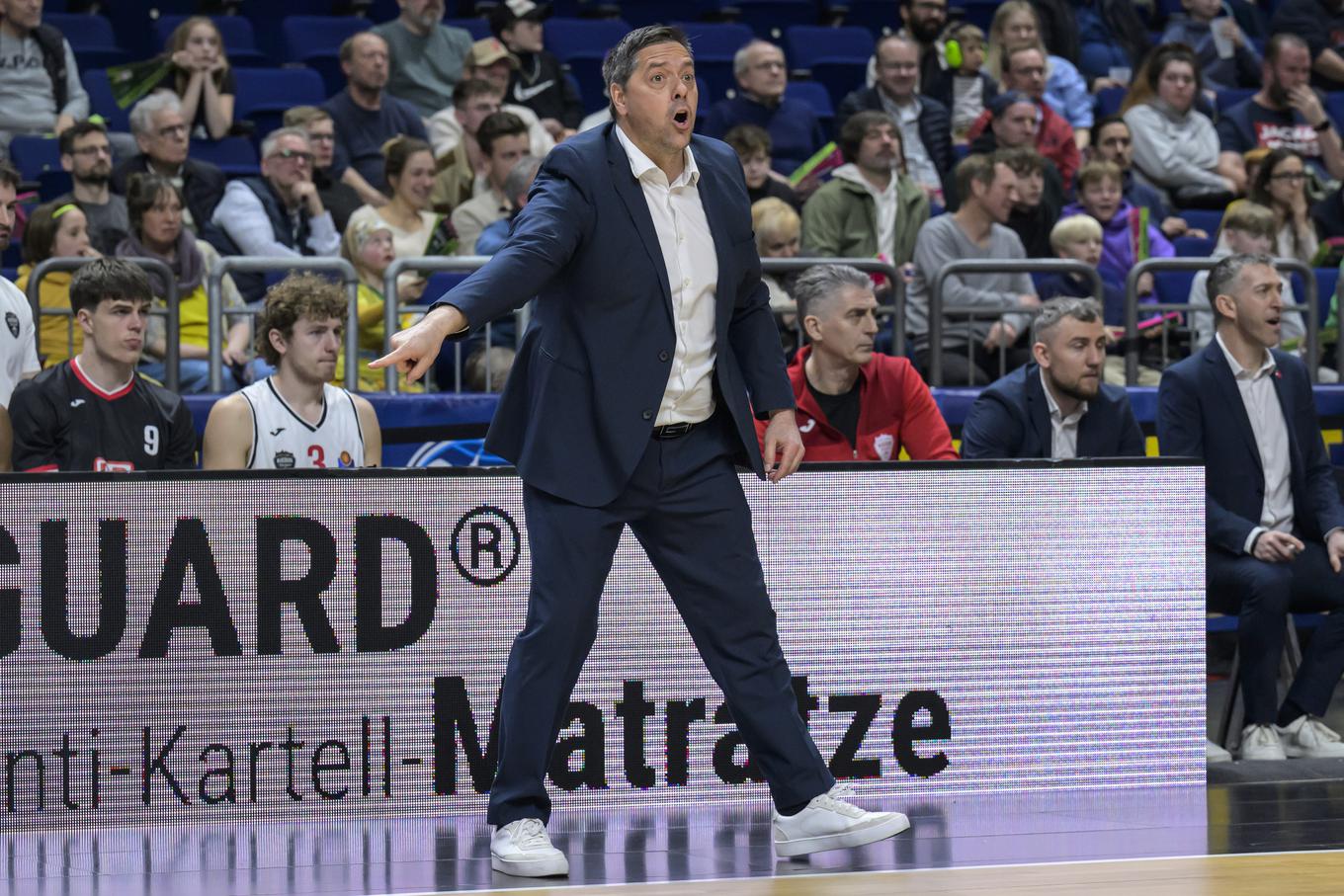 Sašo Filipovski: Všeč mi je, da v Nemčiji vsak opravlja svoj posel in ...