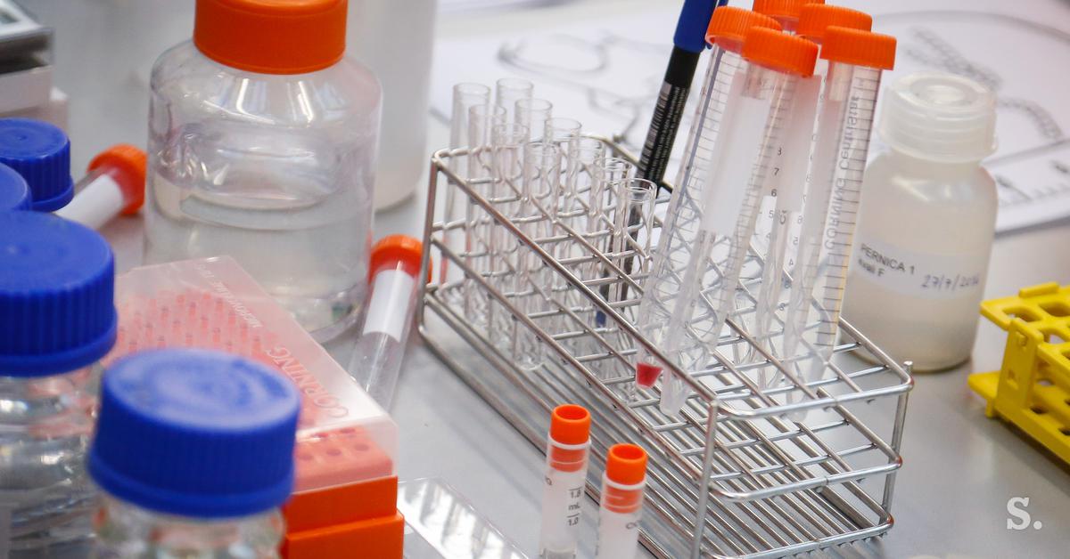 Na biotehniški fakulteti razneslo epruveto z vodikovim peroksidom ...