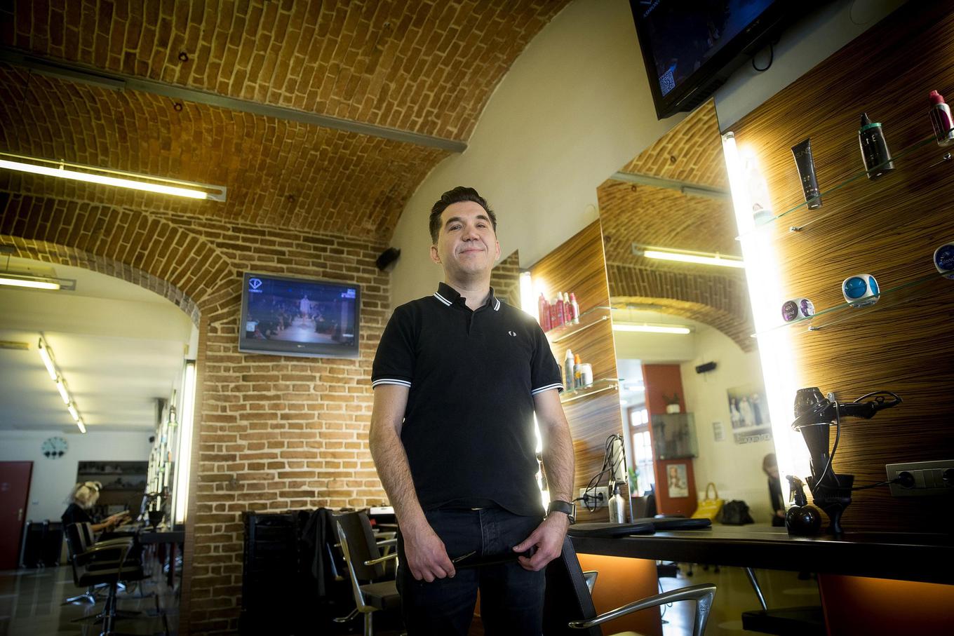 Stevo Pavlovič: Friziraš človeka, ne lase - siol.net