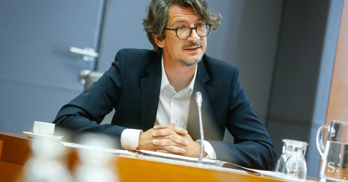 Repovž očital Godčevi zlorabo komisije za diskreditacijo Mladine - siol.net