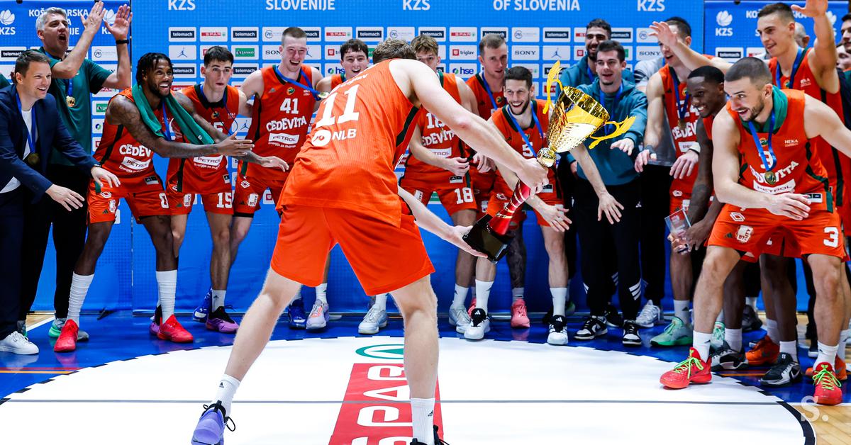 Cedevita Olimpija s trojko v zaključku tekme do šeste zaporedne ...