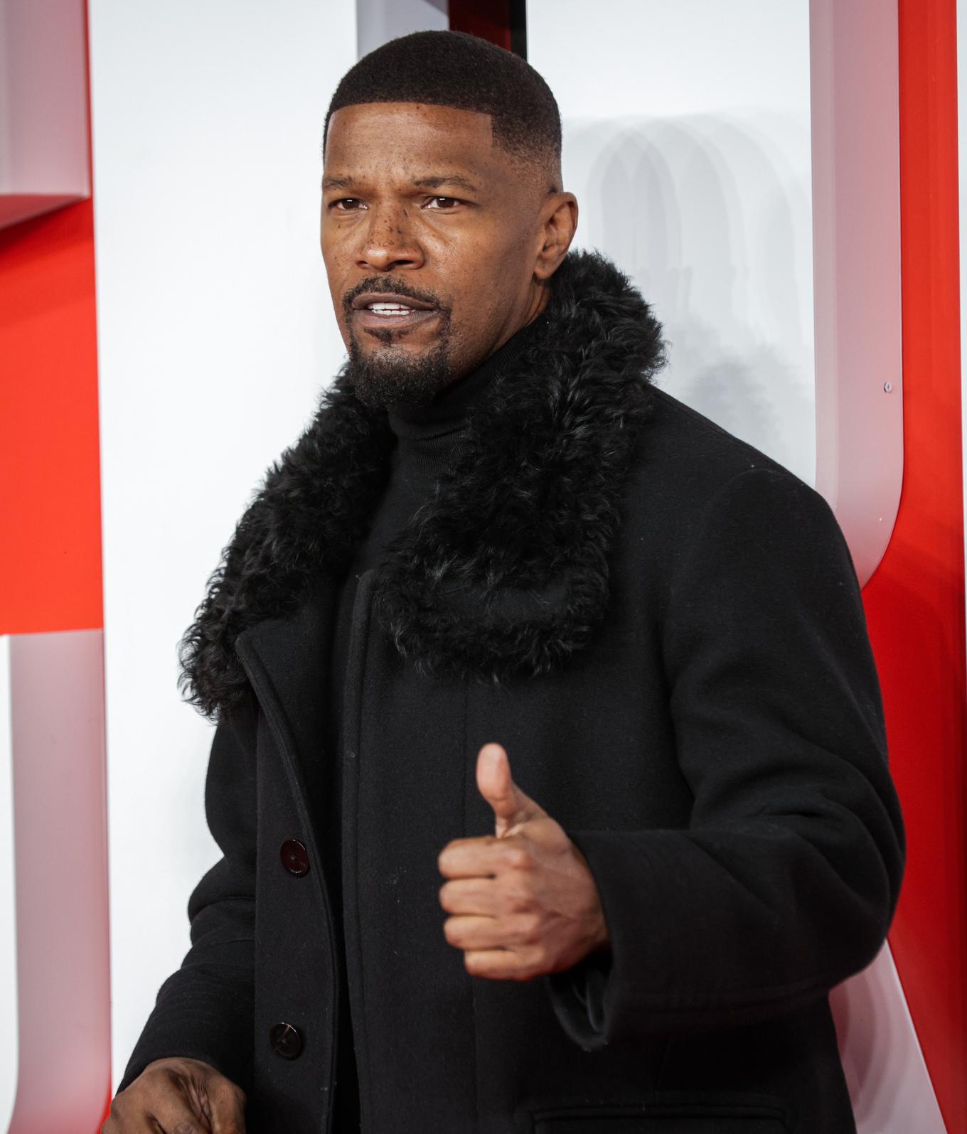 Iz bolnišnice se je prvič oglasil Jamie Foxx: Cenim vso ljubezen - siol.net