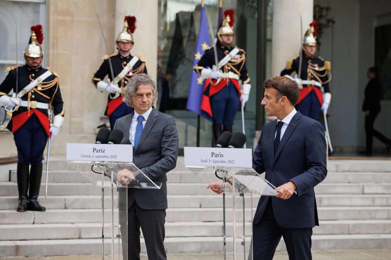O čem se bo Golob pogovarjal z Macronom? - siol.net