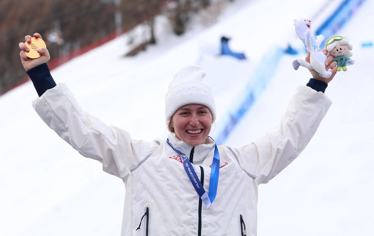 Ameriška smučarka Lemley na grbinah do zlate medalje - siol.net