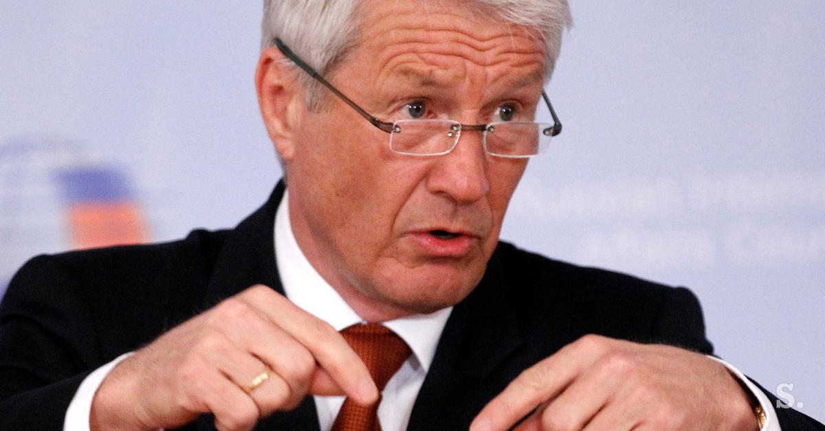 Nekdanji norveški premier Thorbjørn Jagland naj bi poskušal storiti ...