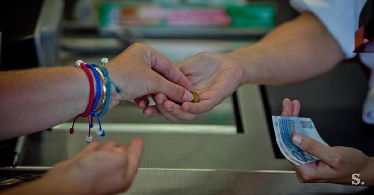 Si lahko zaradi davčnih blagajn obetamo nižje davke? - siol.net