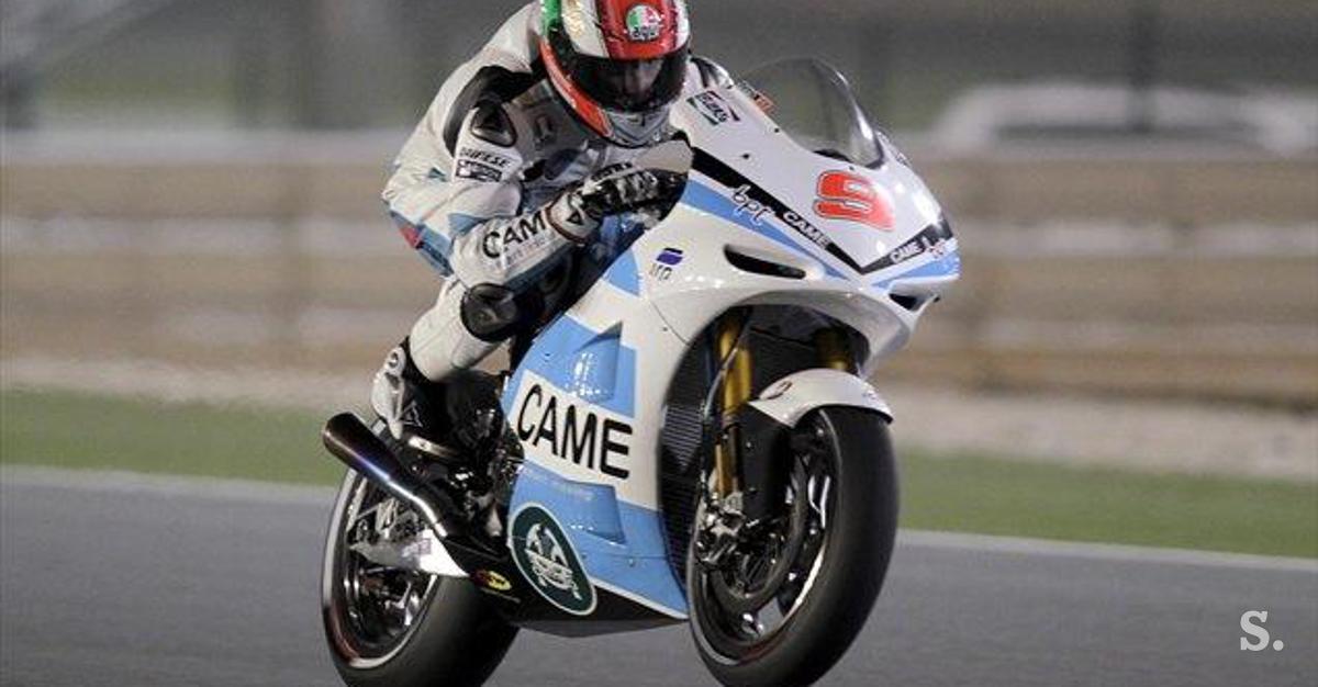 Razlika med MotoGP in CRT 'mašino' je skoraj 50 km/h! - siol.net