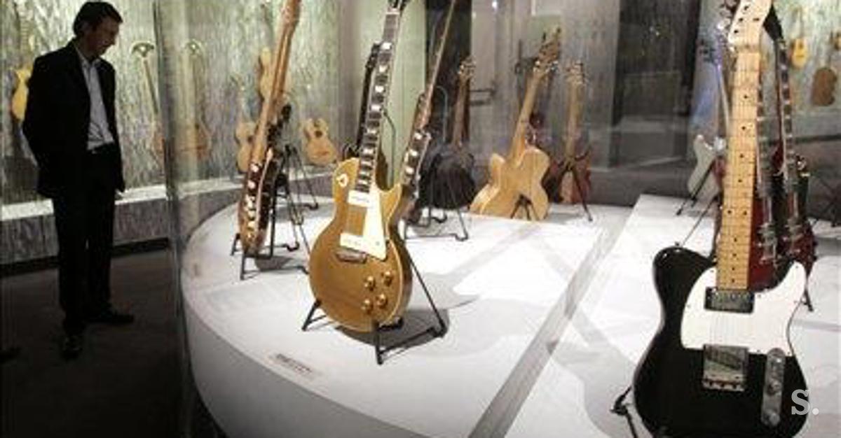 Umrl legendarni kitarist Les Paul - siol.net