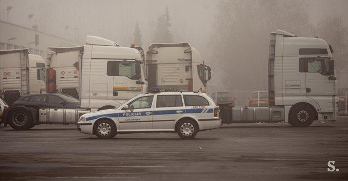 NPU nadaljuje s hišnimi preiskavami glede menedžerskega prevzema ... NPU nadaljuje s hišnimi preiskavami glede menedžerskega prevzema ...