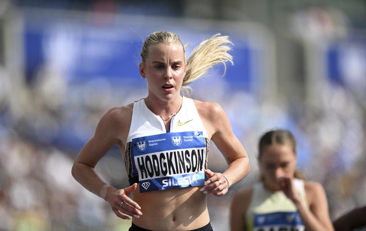 Keely Hodgkinson v Lievinu popravila svetovni dvoranski rekord Jolande ...