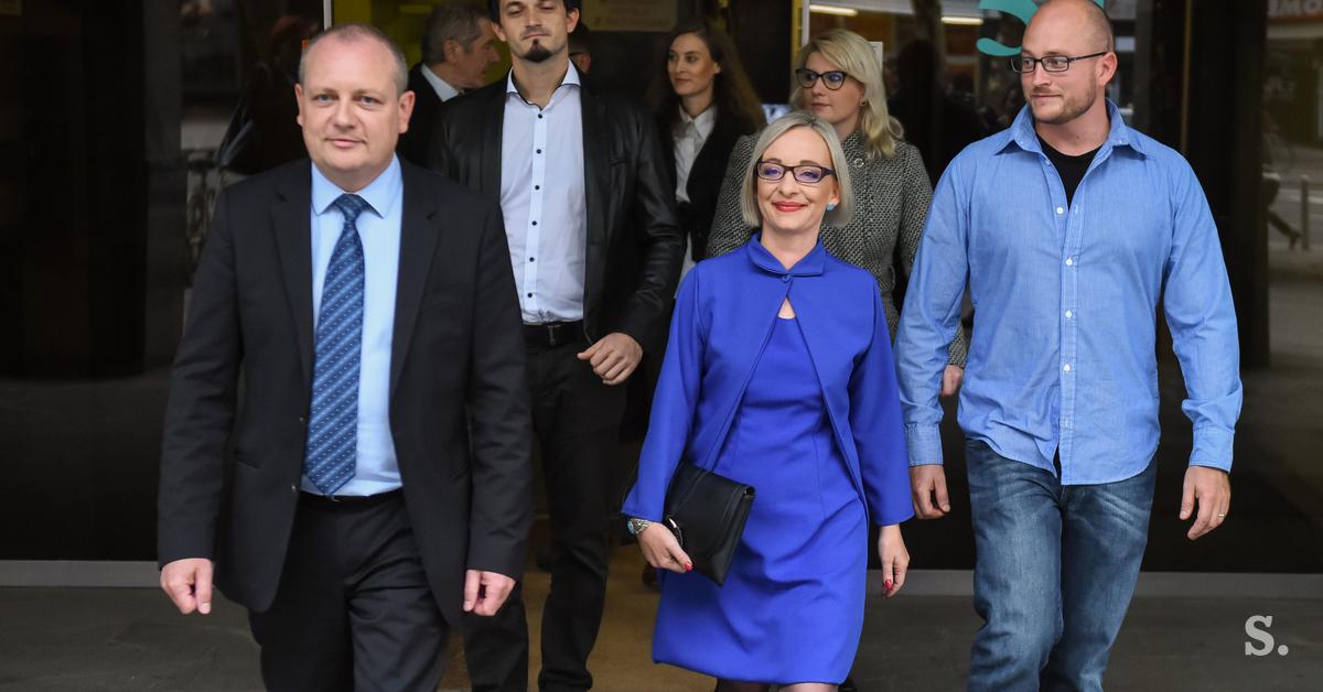 Kandidatka SLS za predsednico vložila kandidaturo - siol.net