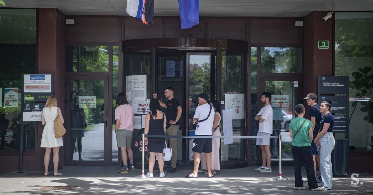 DZ sprejel interventni zakon o ukrepih na upravnih enotah - siol.net