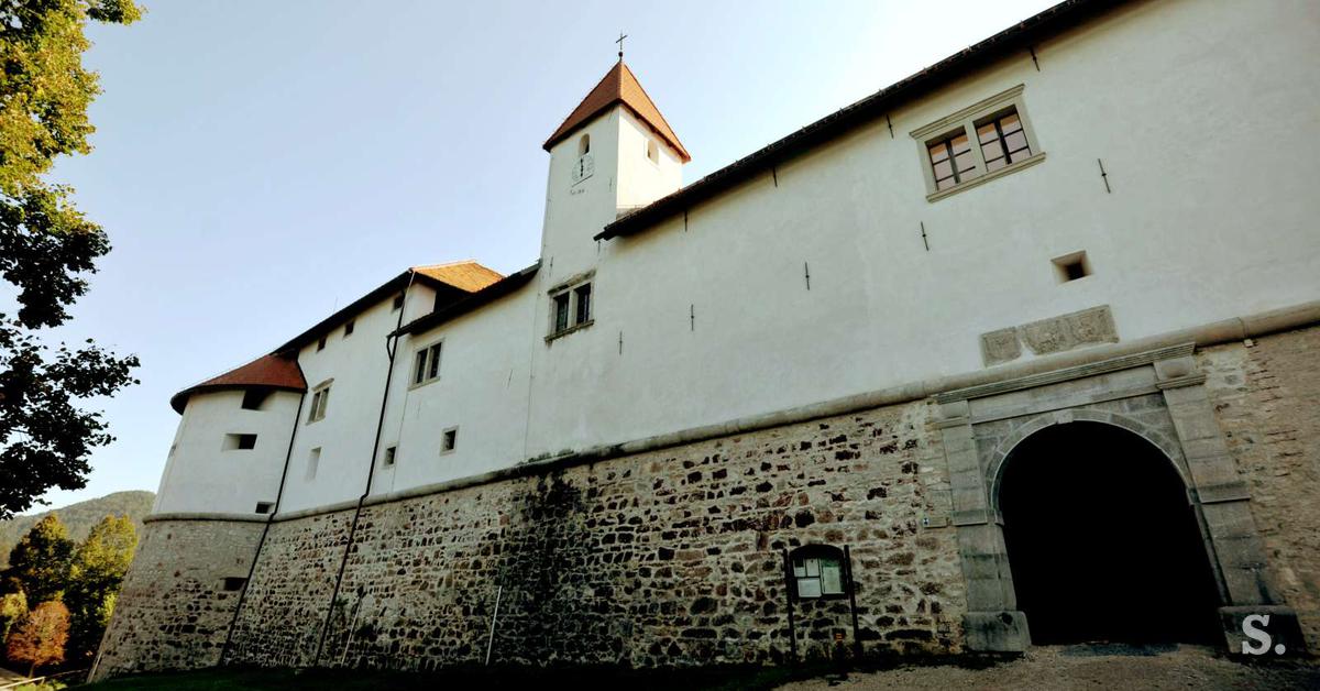 Grad Turjak naj bi obnavljalo podjetje Lesnina MG oprema - siol.net