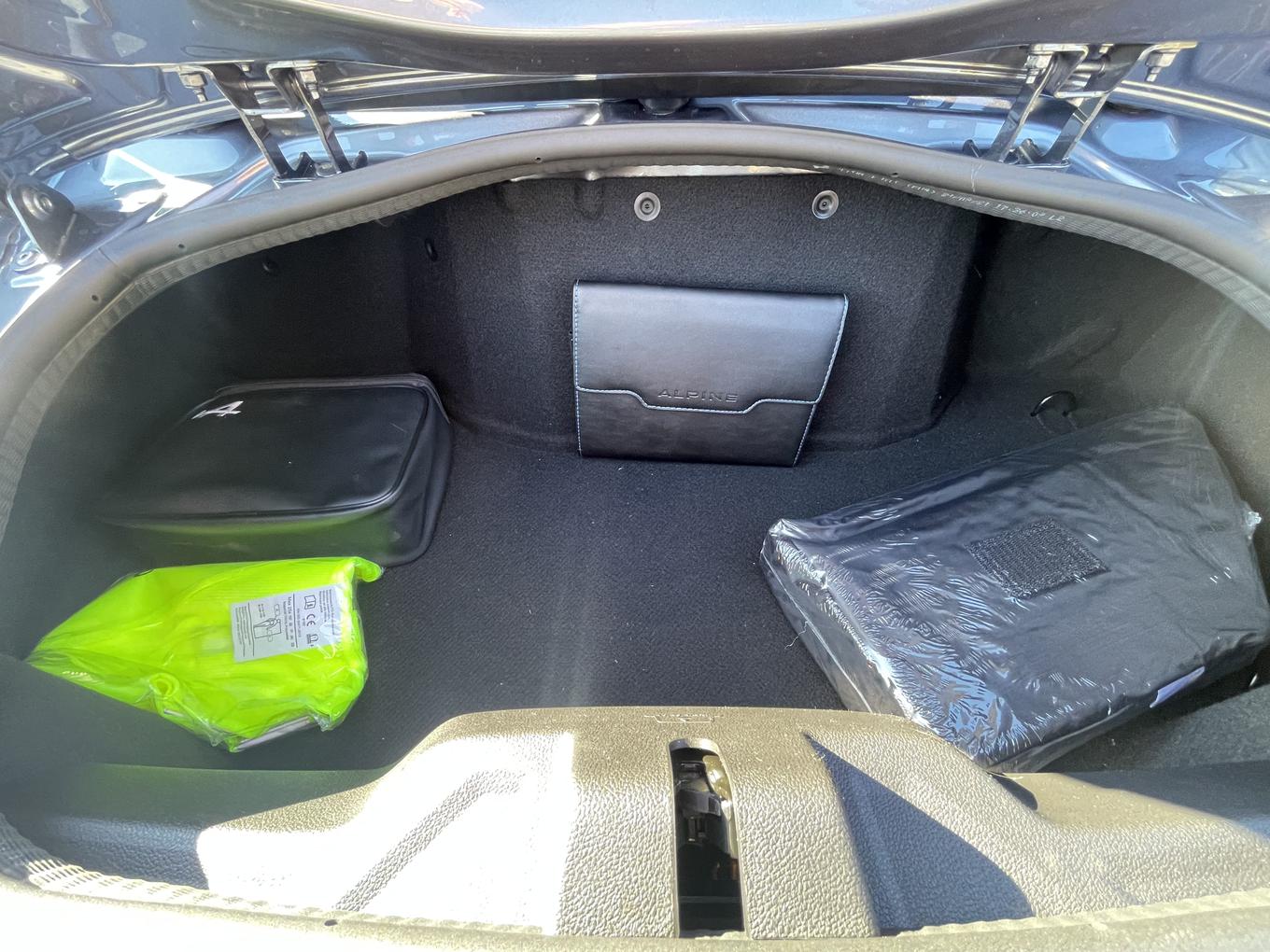 Odlična naložba? Znamka Alpine je popolna novost v Sloveniji. - siol.net