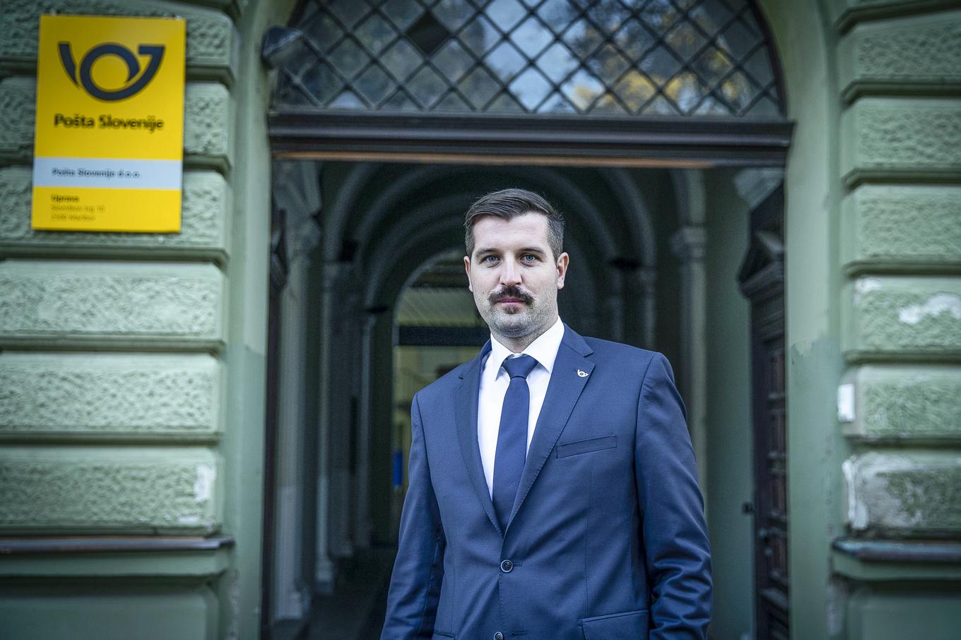 Pošta Slovenije mora razkriti dokumentacijo glede Kokotove kandidature - siol.net