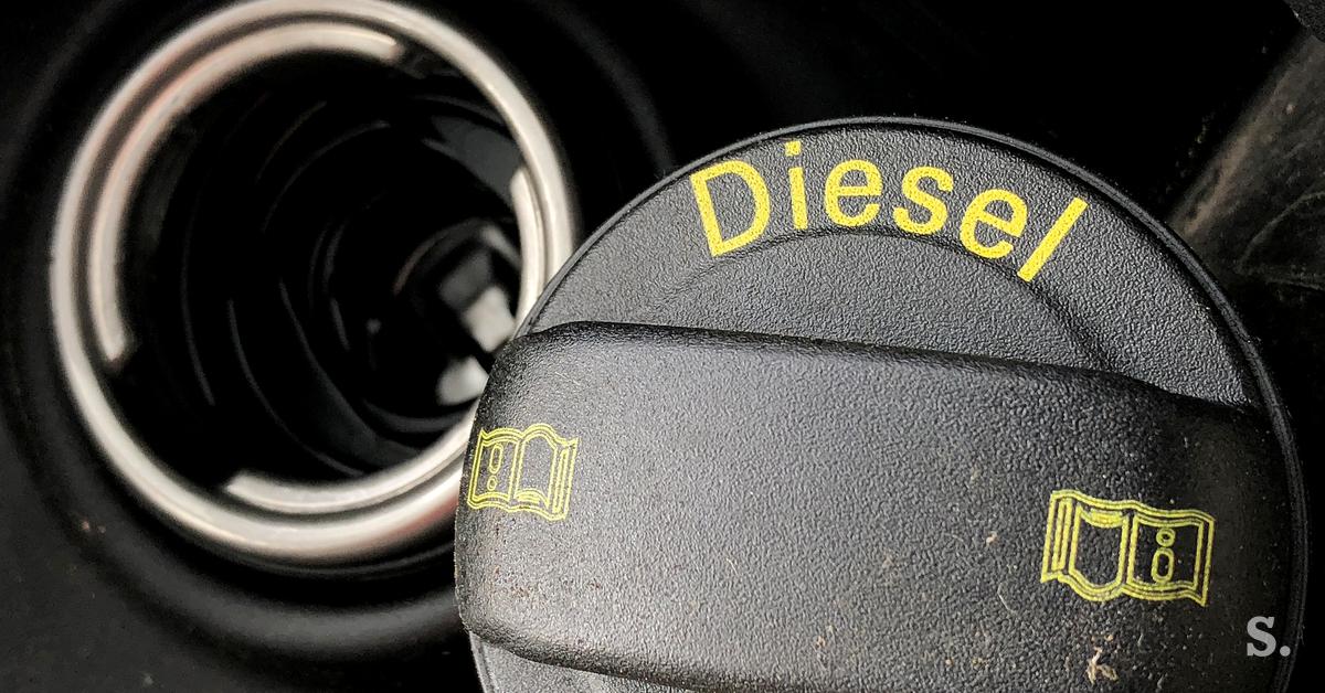 Palec gor: okoljski ministri EU za prepoved prodaje termičnih motorjev ...