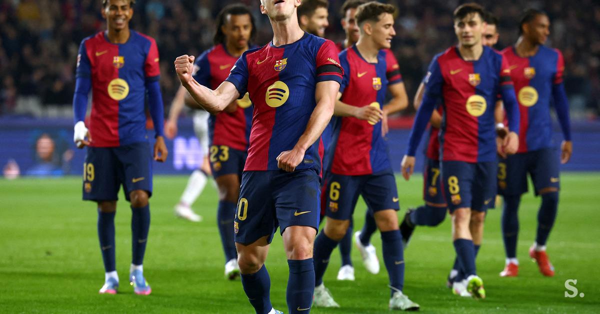 Dani Olmo in Pau Victor lahko igrata za Barcelono - siol.net