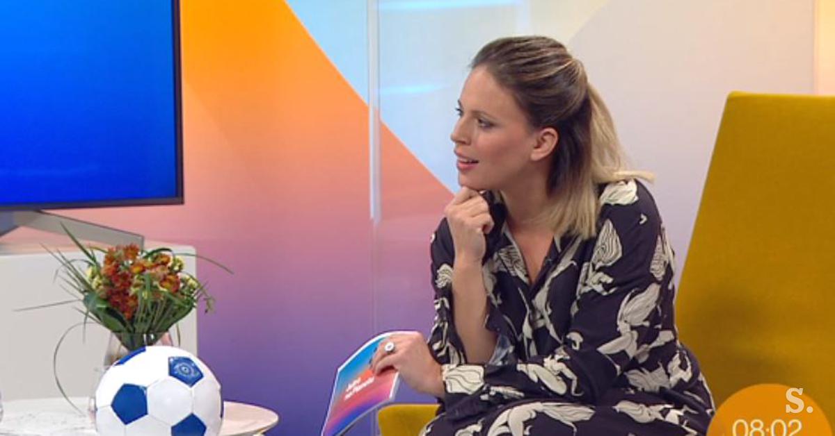 Voditeljica Manja Stević ima novega #video - siol.net