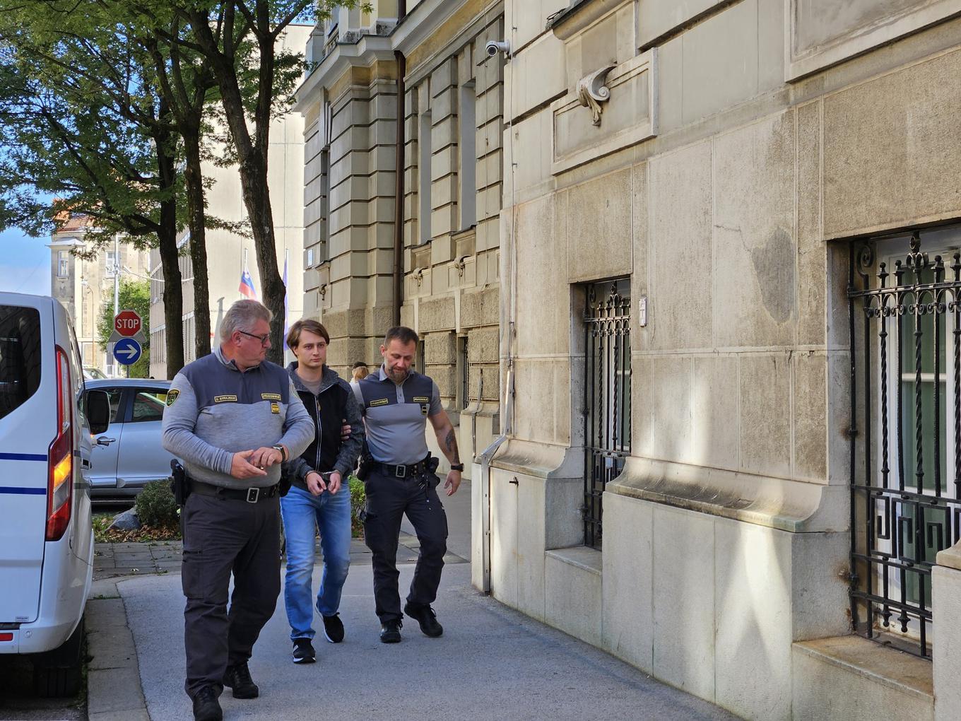 Gašpariču za poskus umora v mariborskem parku 15 let zapora - siol.net