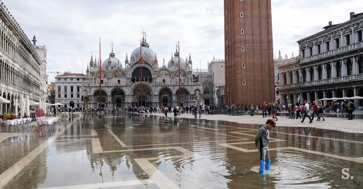 Visoka plima v Benetkah, Trg svetega Marka pod vodo - siol.net