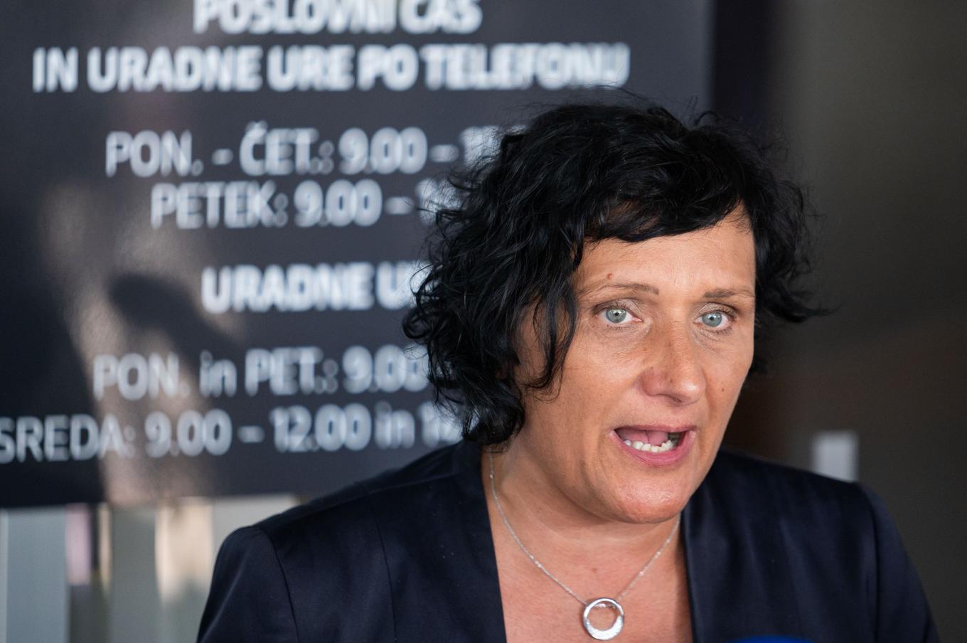 Zdravniki ogorčeni nad izjavo predsednice zbornice zdravstvene nege ...