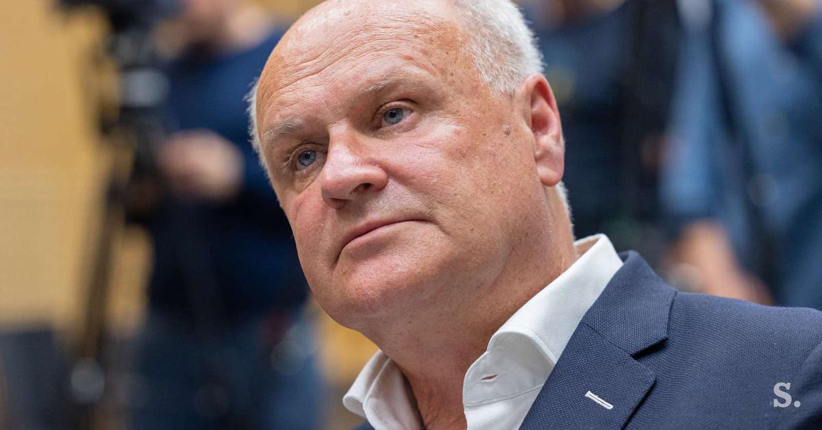 Pipenbaher: Če bi redno vlagali v vodotoke, bi imeli danes bistveno ...