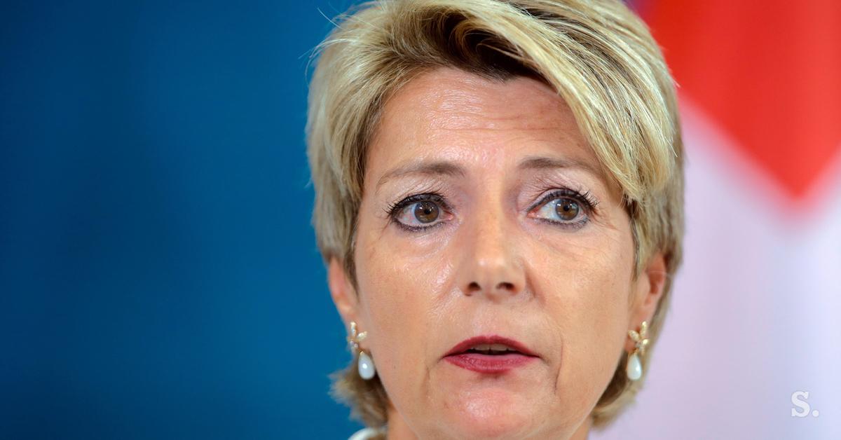 Usodni telefonski klic: je to konec izjemno uspešne države? - siol.net