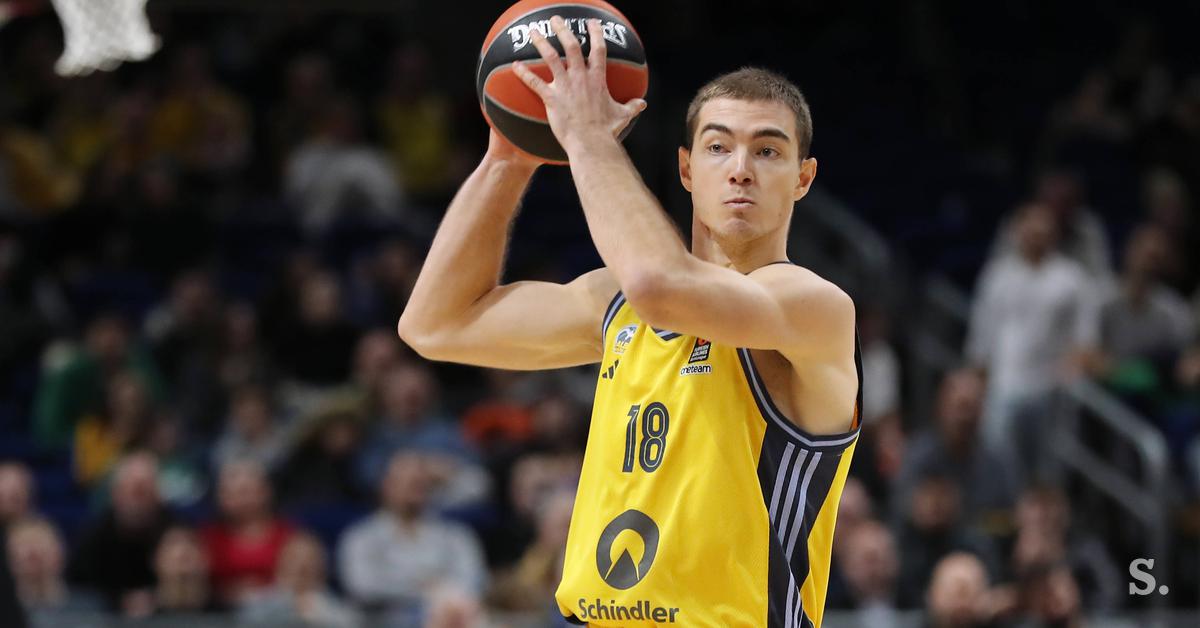 Samar ob visokem porazu ni igral, Efes odpihnil Zvezdo - siol.net