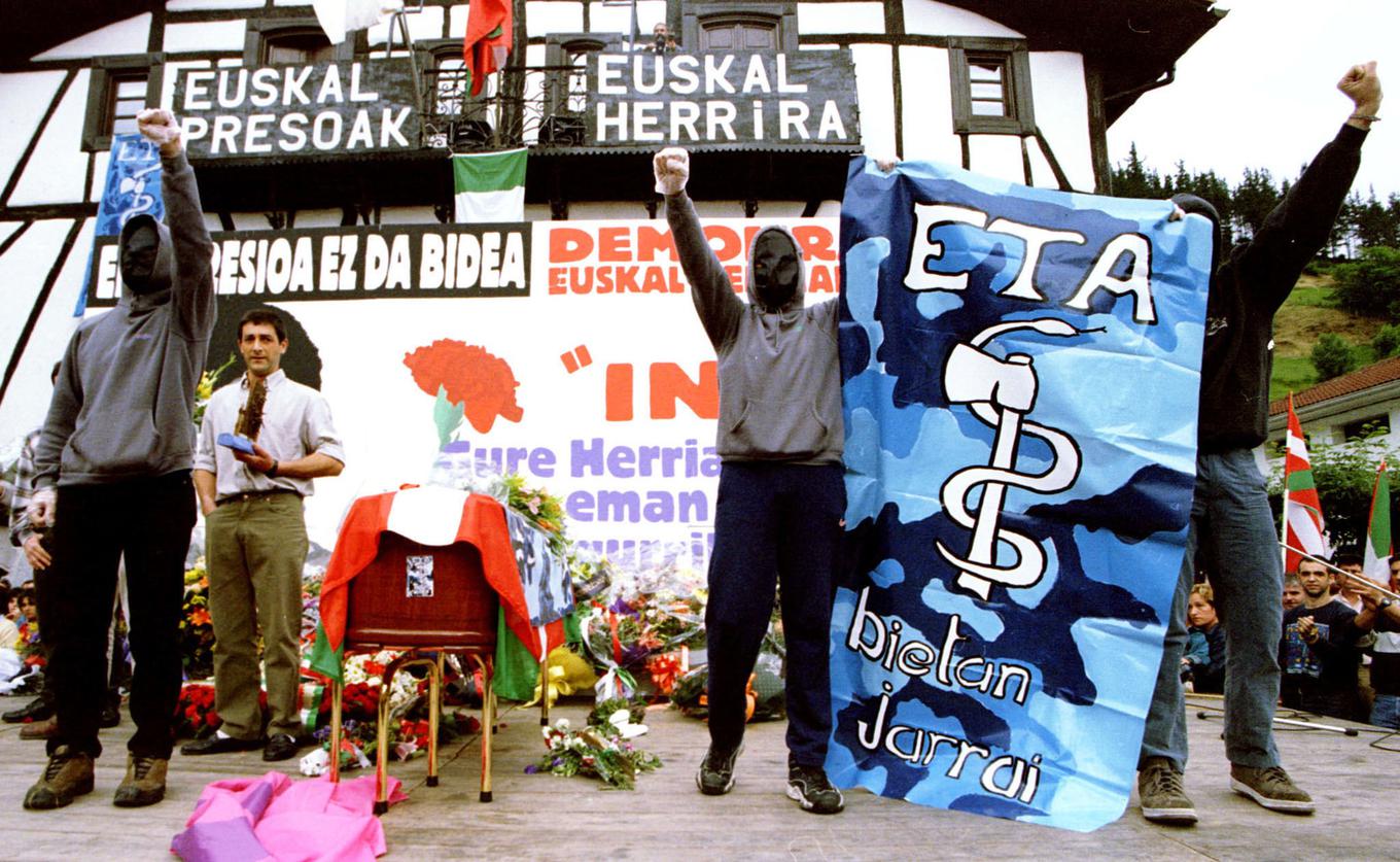 Danes Evropo terorizira Islamska država, v preteklosti so jo ETA, RAF ...