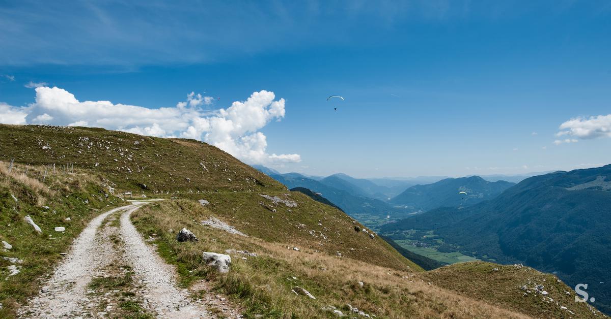 Med vzponom na kobariški Stol umrl avstrijski kolesar - siol.net