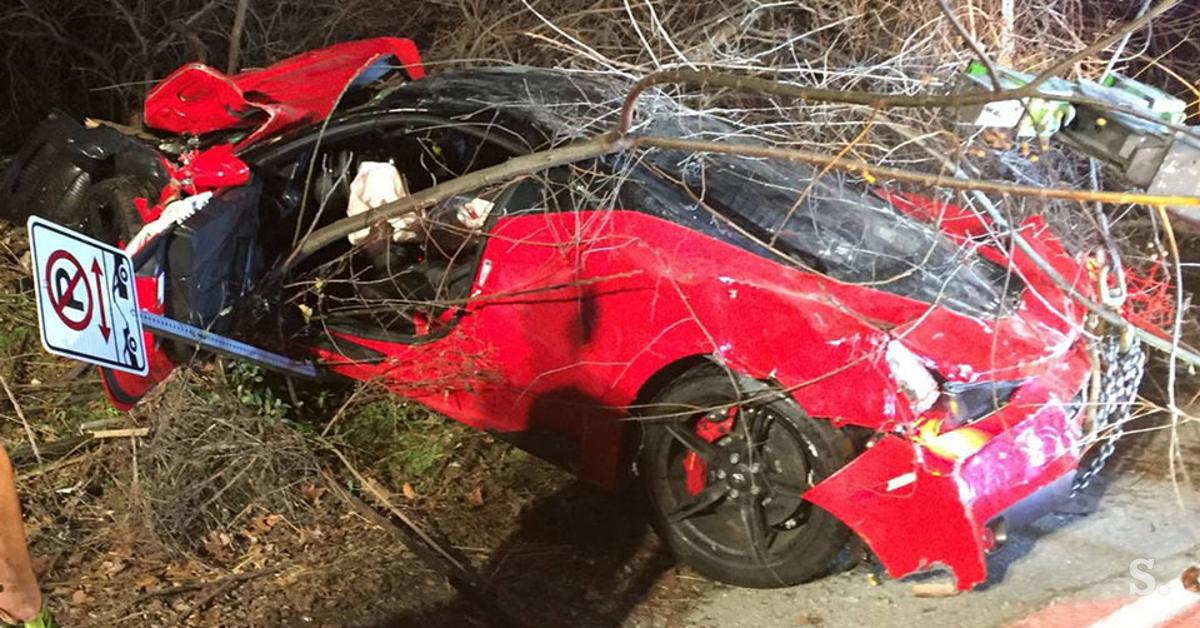 Razbiti ferrari 458 speciale tudi opomin voznikom v Sloveniji #foto ...