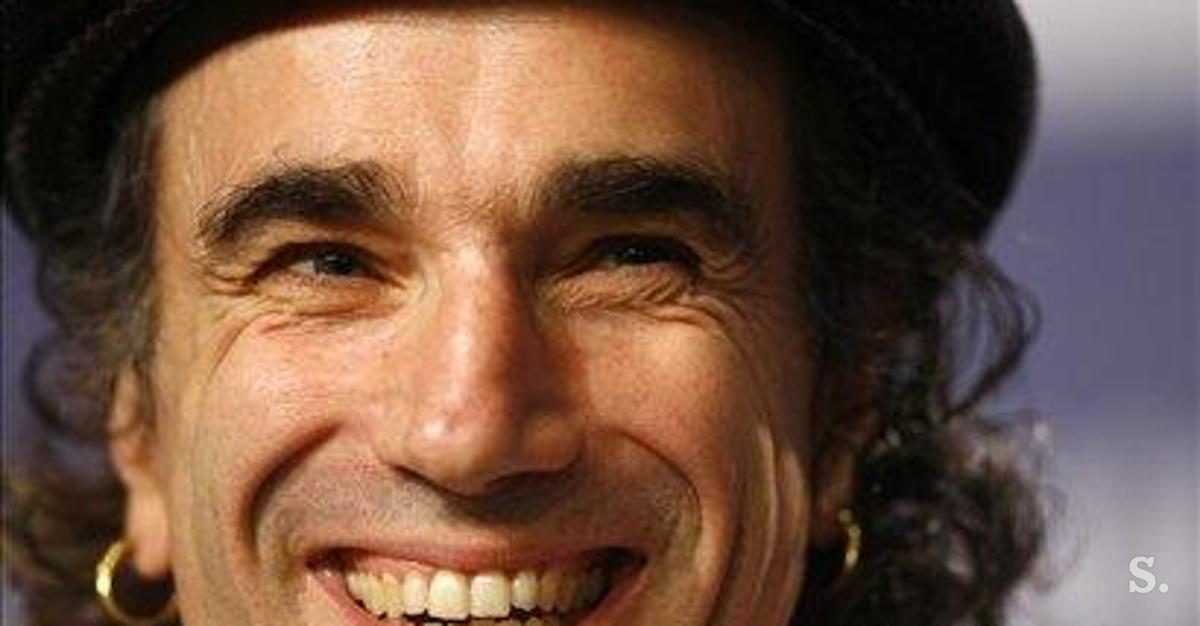 Daniel Day-Lewis kot Abraham Lincoln - siol.net