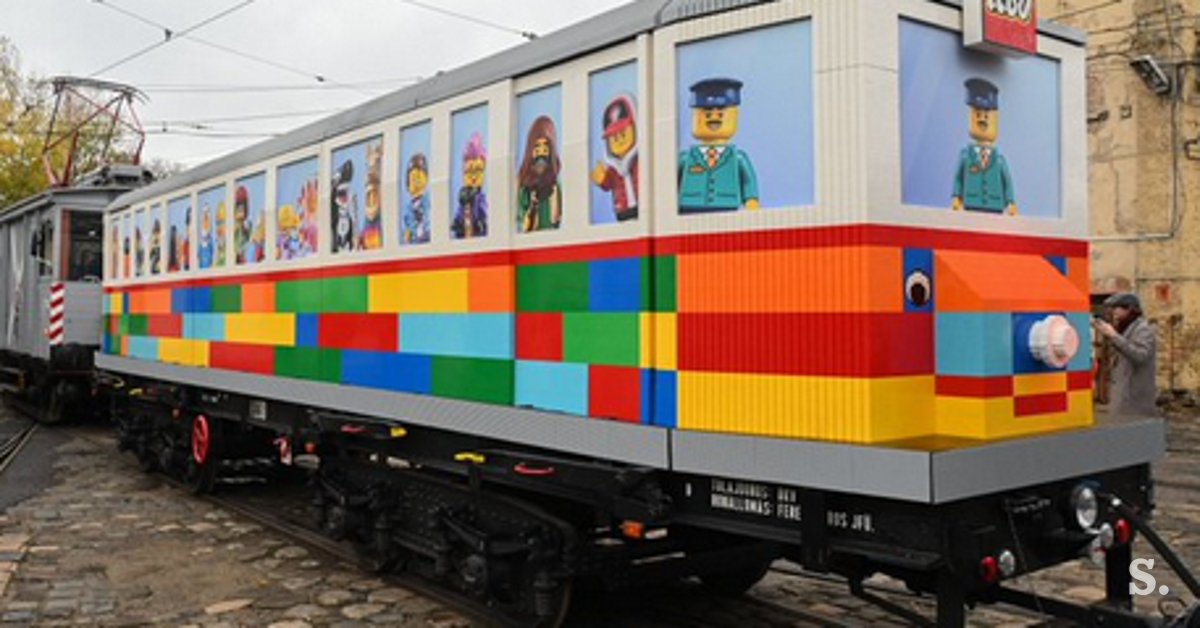 Prvi na svetu: v Budimpešti zgradili tramvaj iz 1,8 milijona lego kock ...