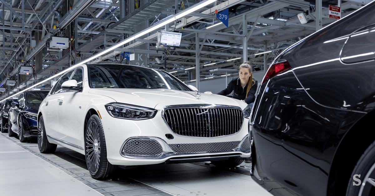 Udarec za Mercedes: proizvodnja razreda S prvič le v eni izmeni - siol.net