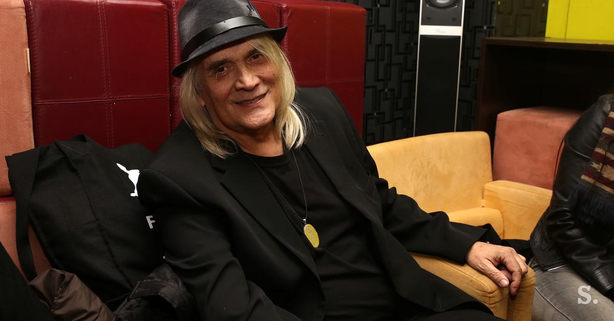 Frontman skupine Riblja čorba se v Ljubljani bori za življenje - siol.net