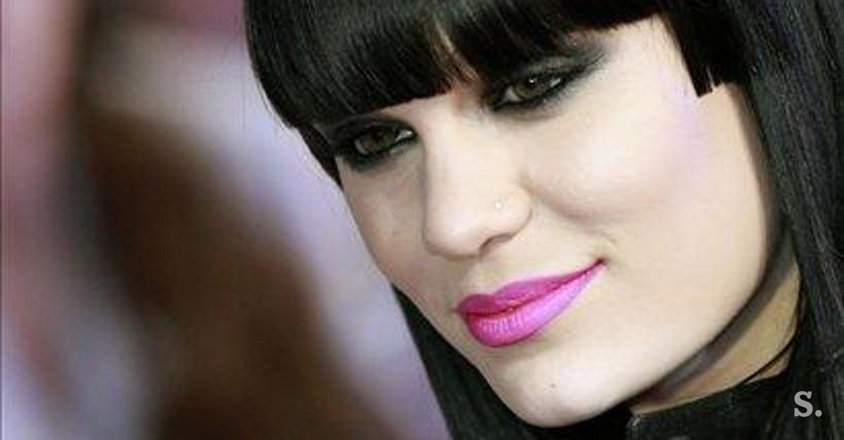 Jessie J: moja glasba naj reši svet - siol.net