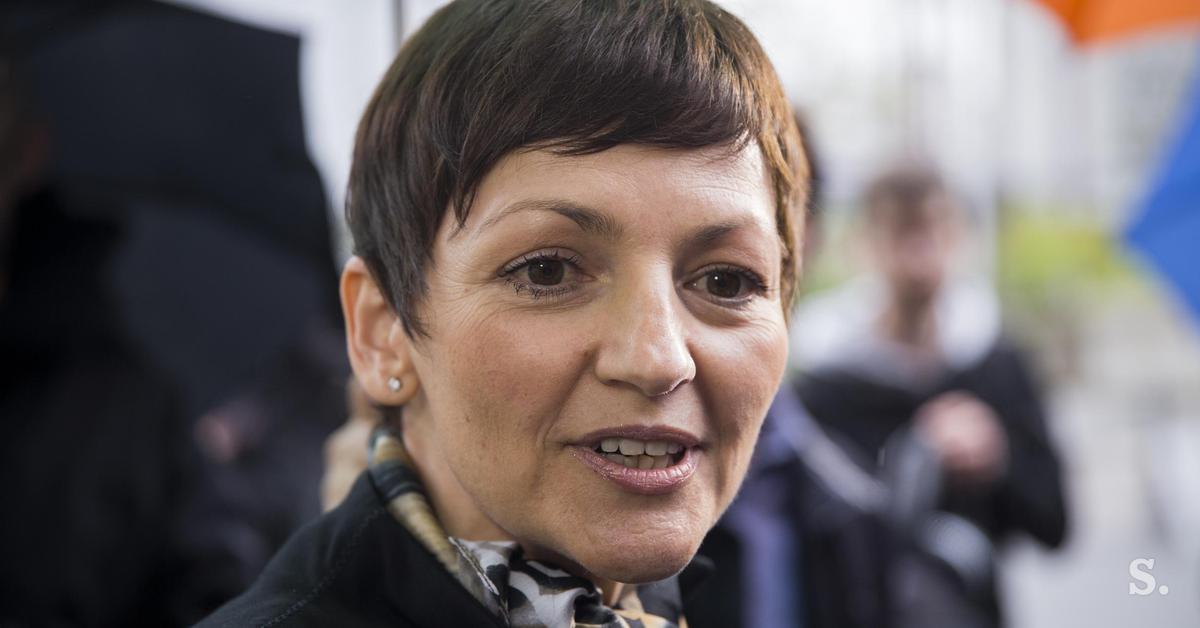 Cerarjeva kandidatka za ministrico razkrila honorarne zaslužke - siol.net