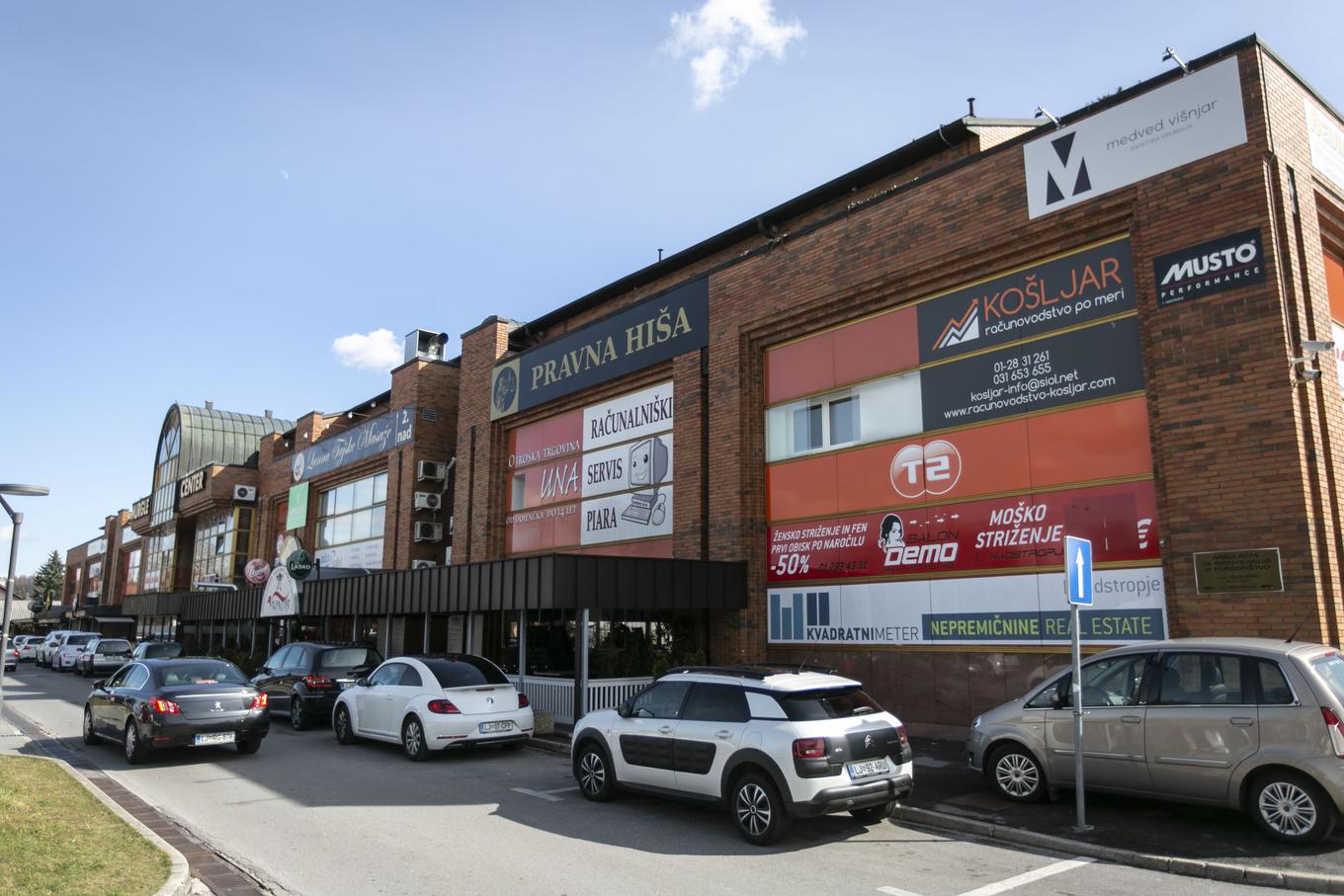 Nakupovalno središče v Murglah, kjer se ljudje vsakodnevno izgubljajo # ...