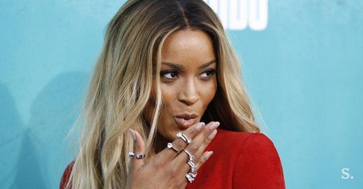 Ciara z naslovnico petega albuma - siol.net