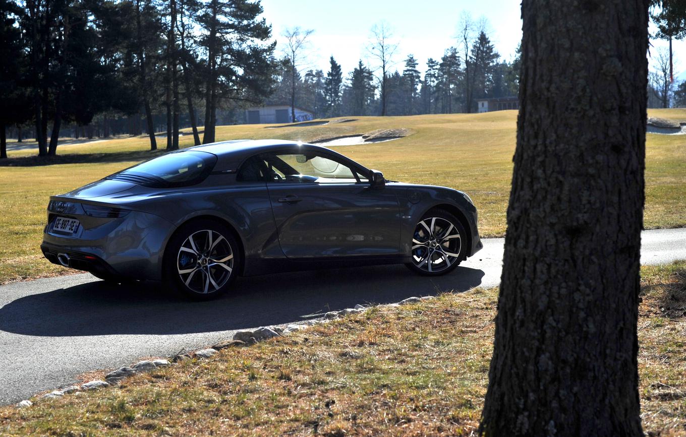 Odlična naložba? Znamka Alpine je popolna novost v Sloveniji. - siol.net