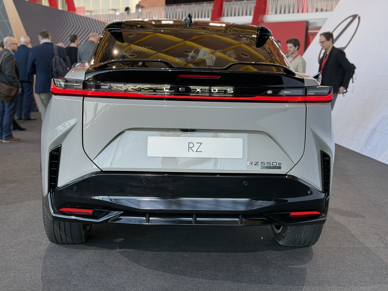 Lexus RZ: volan “steer-by-wire” iz prototipa tudi na ceste - siol.net